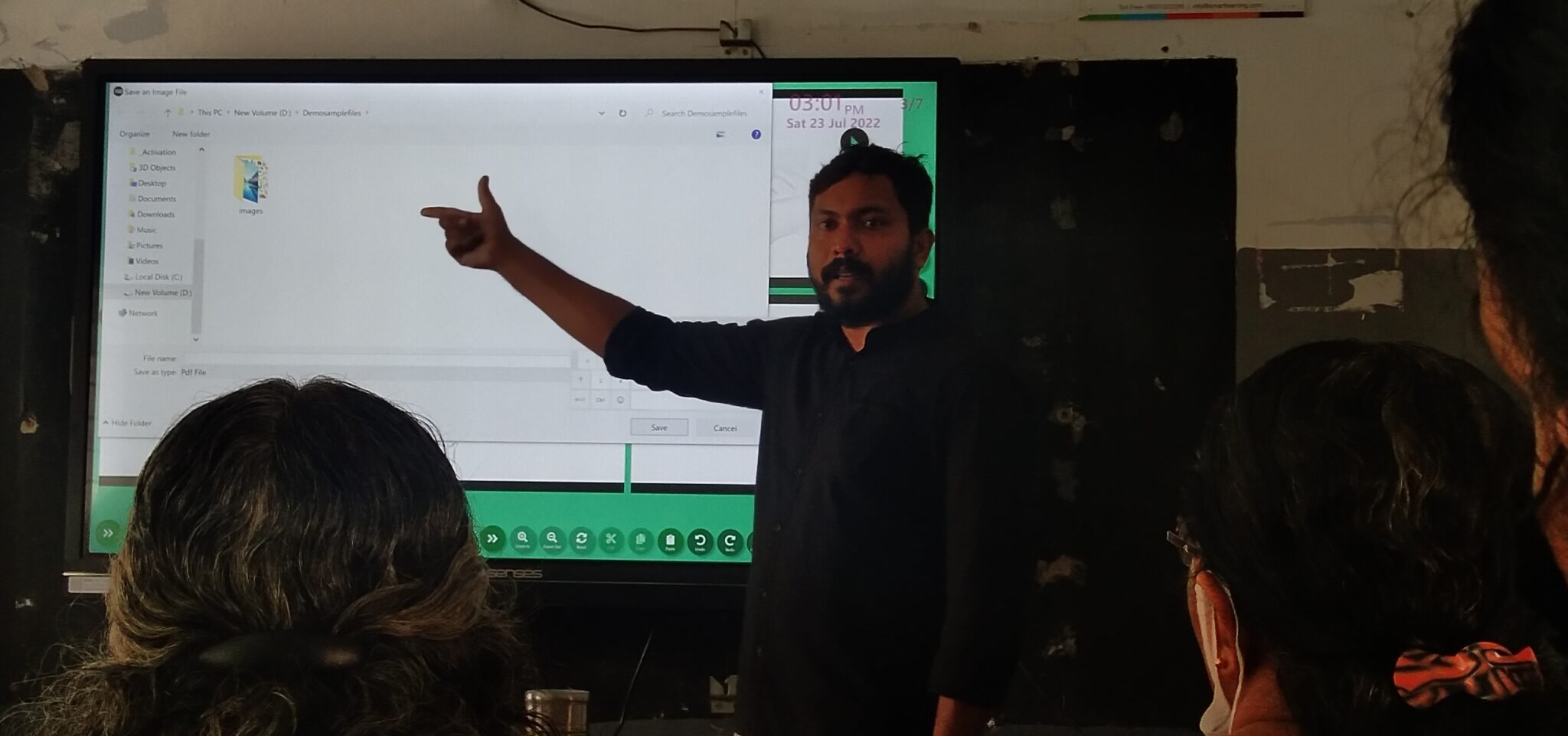 Senses Intelligent Interactive Panel – Chinmaya Vidyalaya Kunnumpuram